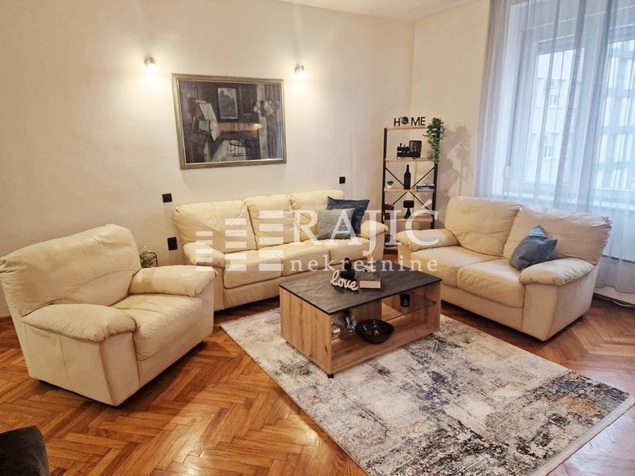 Centar,Vukov spomenik,Zahumska,50m2,2.0 #4511
650 €