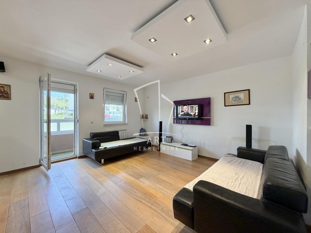 Namešten, mereno 70m2 ID#14874
199.000 €