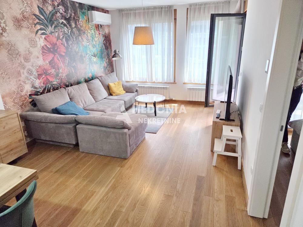 Exing home 65, nov, lux 2.0, opremljen, useljiv ID#10472
249.900 €