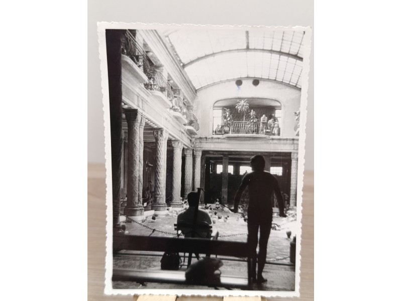 Vintage fotografija javno kupatilo
