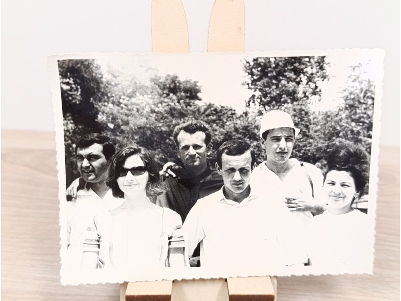 Vintage fotografija prijatelji