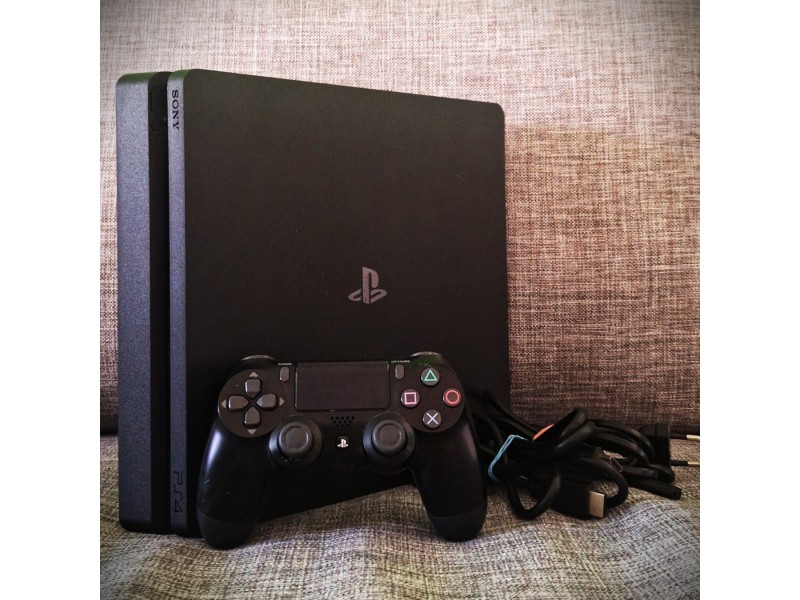 Playstation 4 PS4 Slim 500GB