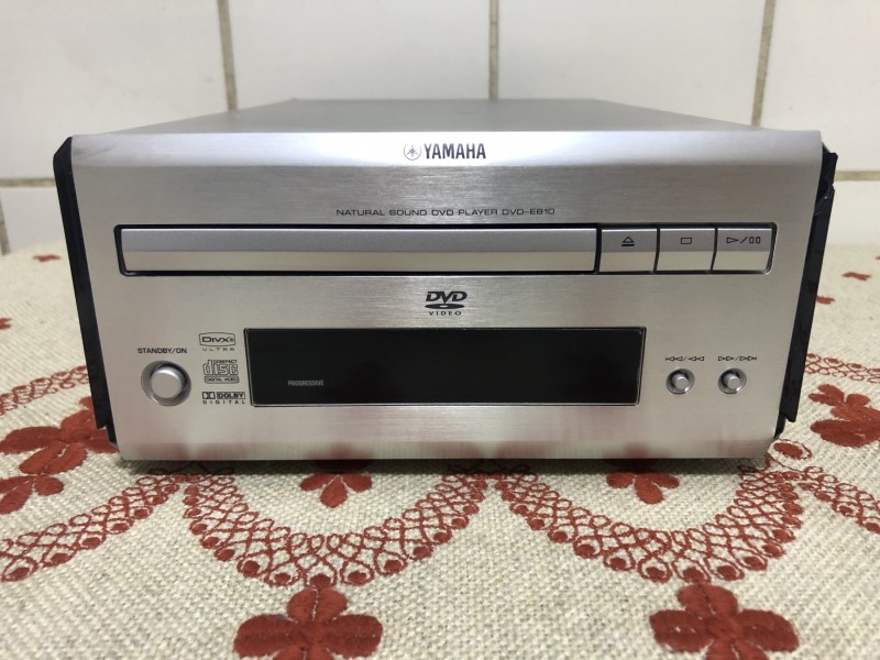Yamaha DVD-E810