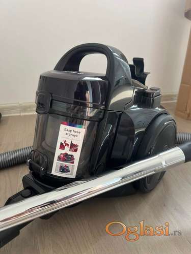 Usisivac NOV BOSCH 700W