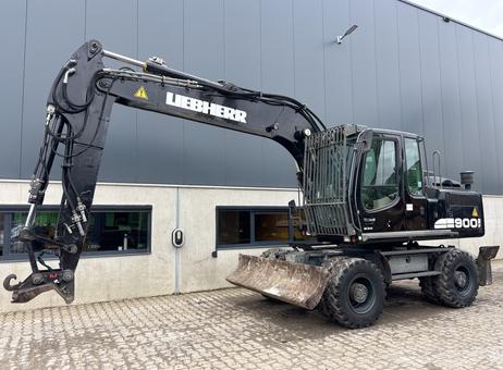 Bager Liebherr A900C