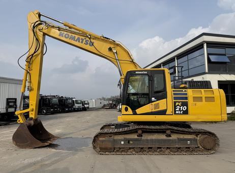 Bager KOMATSU PC210NLC-11