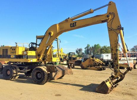 Bager CAT 214B FT