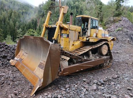 Buldožer Caterpillar D10R