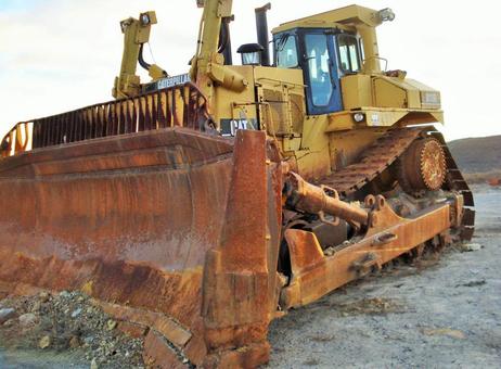 Buldožer CAT D11R