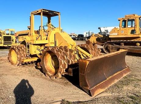 Kompaktor / Valjak CAT 816