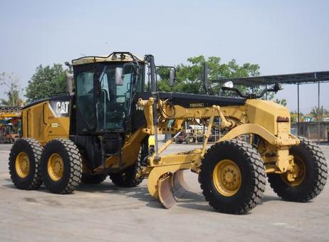Motorni grejder CATERPILLAR 140M