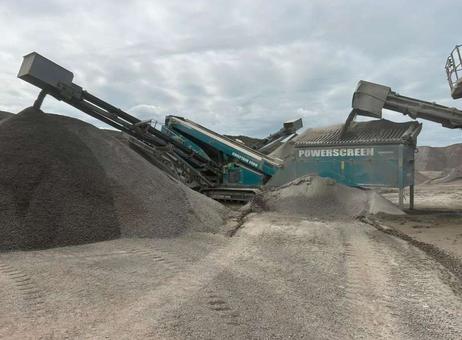 POVERSCREEN CHIFTAIN 1400 Screener