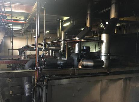 Pekmont 3 trolleys smoking chamber
