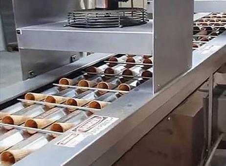 Haas Food Ekuipment 96 G Kompletna linija za proizvodnju korneta za vafle