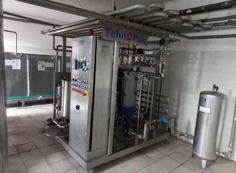 Kompletna linija za pića SAP - Italy AST/3301