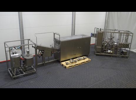 Mašina za proizvodnju, umotavanje i porcionisanje putera GEA Ahlborn 312/1000