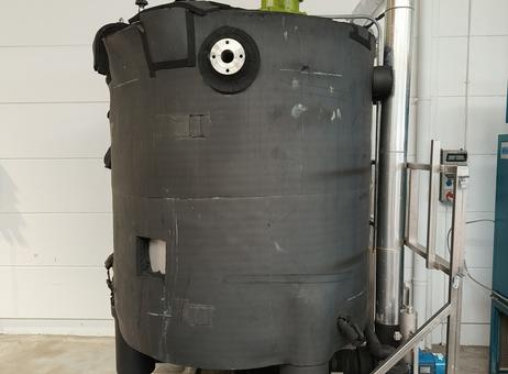 Rezervoar od nerđajućeg čelika 316 od 4000 L sa pumpama i rukom za mešanje