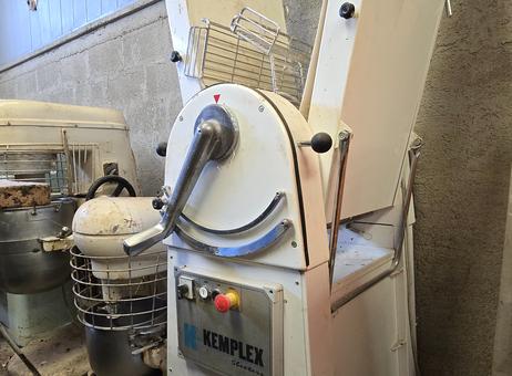 Razdelnik za testo Kemplex K 152
