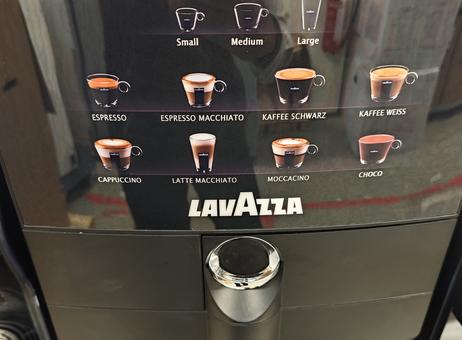 Komercijalne aparate za kafu Jura WE6, WE8, X6, X8 / Necta Krea Touch / Lavazza LB2600 – Jura / Necta / Lavazza – Obnovljene / Veleprodajna isporuka