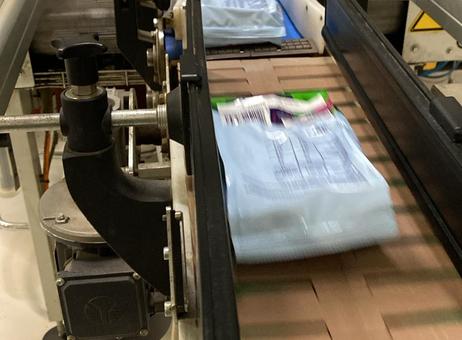 Mašina za hranu Automatic packaging system --