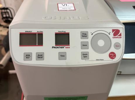 Ohaus Frontier 5000 FC5513 mikrocentrifuga