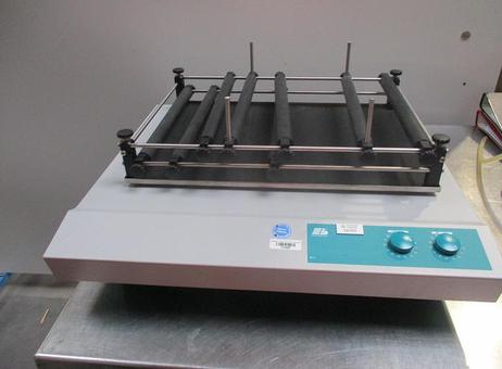 Laboratorijska oprema EDMUND BUHLER SM30