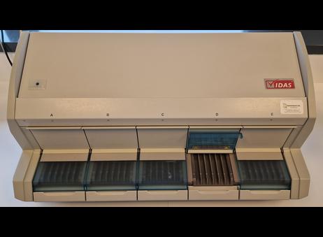 Biomerieux Arrow Vidas PC Computer HP RP5810 W10 IN imunološki analizator