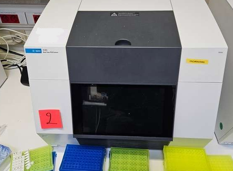 PCR sistem AGILENT AriaDx