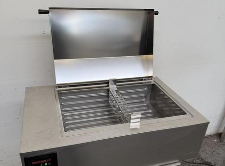 Laboratorijski inkubator Memmert WNB29 2400 W