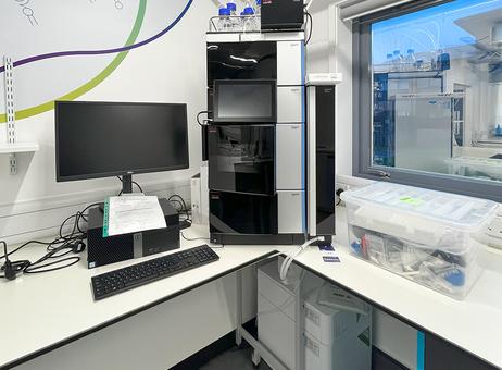 Laboratorijska oprema Thermo Scientific Vanquish HPLC