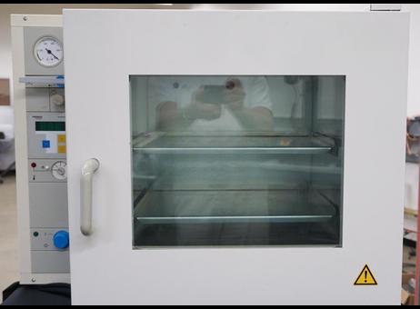 Heraeus VT 6060M Vakumska pećnica