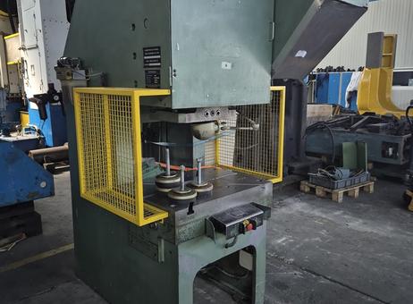 Ekscentrična presa REMIREMONT PF80