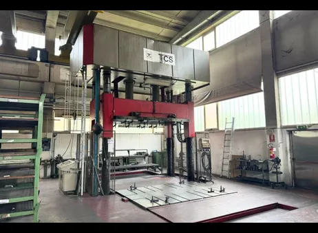 Hidraulična presa TCS FINIX 300 TON