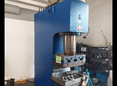Hidraulična presa VEB PYE 250 S 1 M