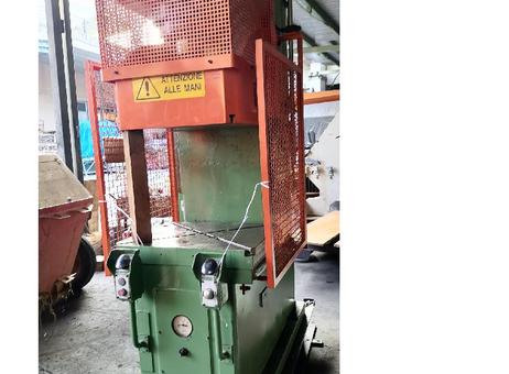 Hidraulična presa GALDABINI 30-TON