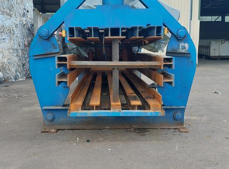 Paal 325D