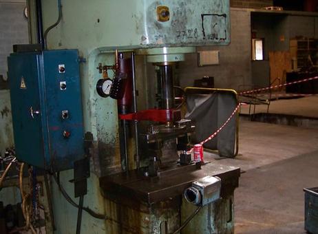 Mehanička presa Multipress KA25