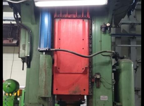 Vijčana presa Vaccari PV330