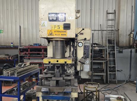 Presa WMW VEB WEMA PYE 100S/1M