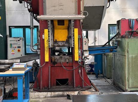 Presa Farina GAS650