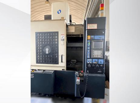 EDM mašina za sečenje žice Makino V55-A15