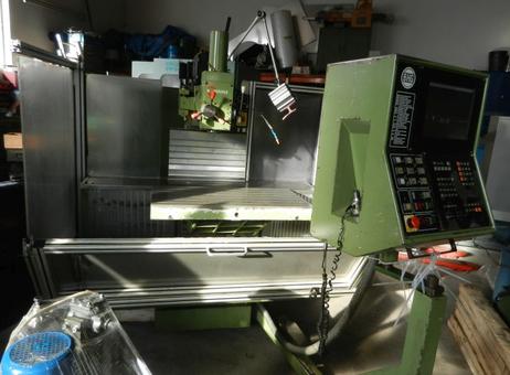 Hermle UWF 900 E CNC univerzalna glodalica