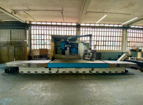 cnc univerzalna glodalica CORREA A 30 40