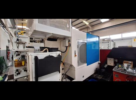 cnc univerzalna glodalica Huron KX20 CNC