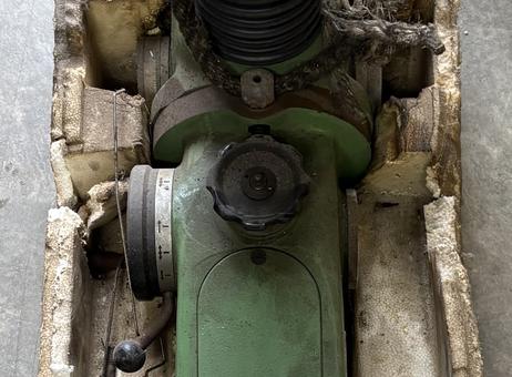 Glodalica DECKEL LK
