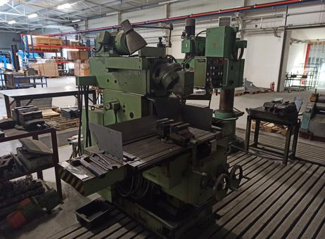 univerzalna glodalica TOS Olomouc FGS 25/32