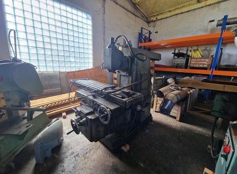 univerzalna glodalica STANKO 6P83