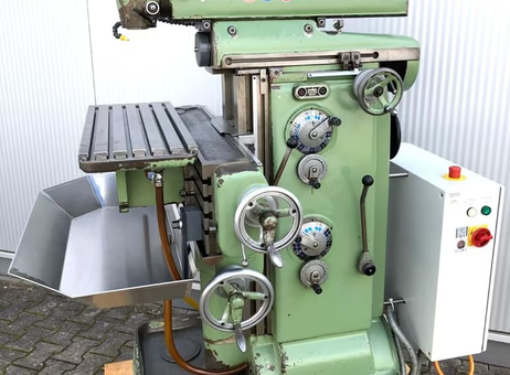 Univerzalna glodalica Deckel FP2E
