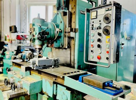 SAJO 300 univerzalna metalna glodalna mašina