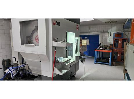 Обрадни центар - 5 ос HAAS UMC-500
